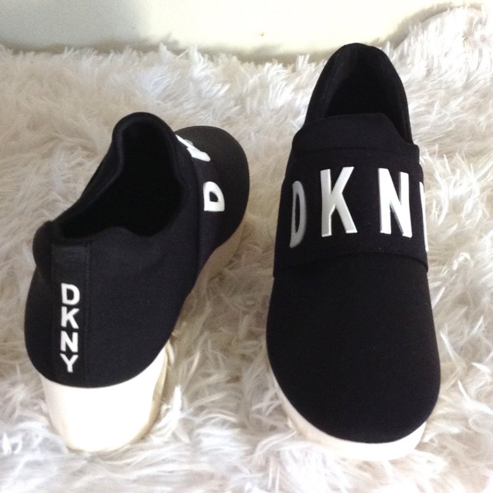 Dkny Angie Slip On Platform Wedge Sneakers - Gem
